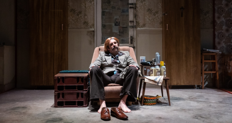 Review: The Walworth Farce, Southwark Playhouse (Elephant) - Everything ...